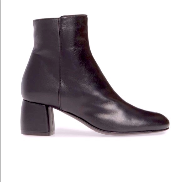 Attilio Giusti Leombruni | Shoes | Agl Black Leather Ankle Bootie ...